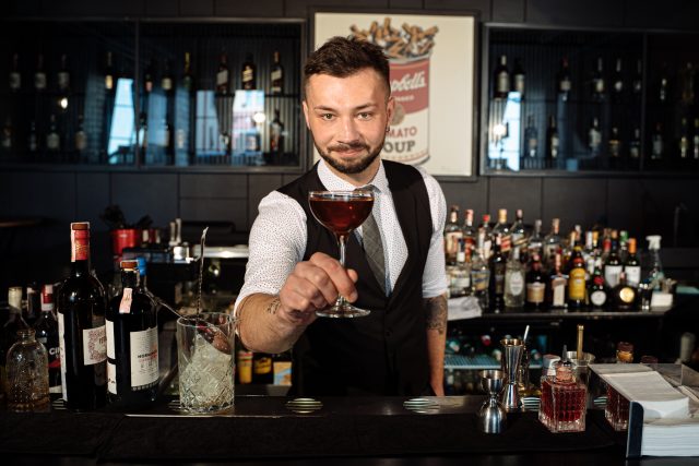 How to Make a Successful Bar in France - chb44.com - Life in France